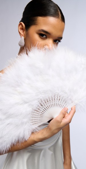 AKIRA - ANGELIC FEATHER FAN