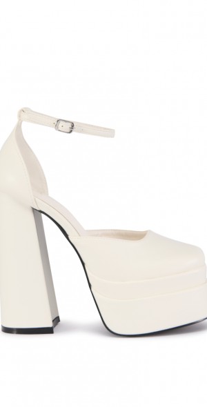 AKIRA - AZALEA WANG YUFFIE WHITE PLATFORM PUMP