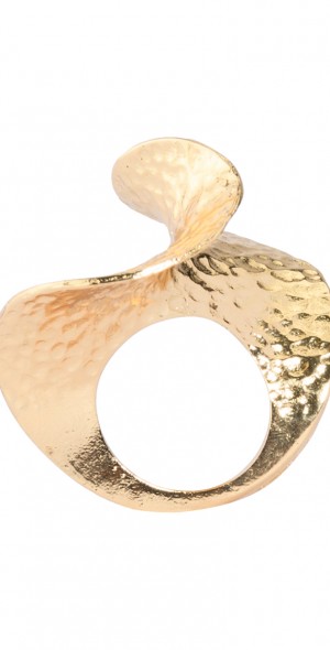 AKIRA - IM WAVEY RING