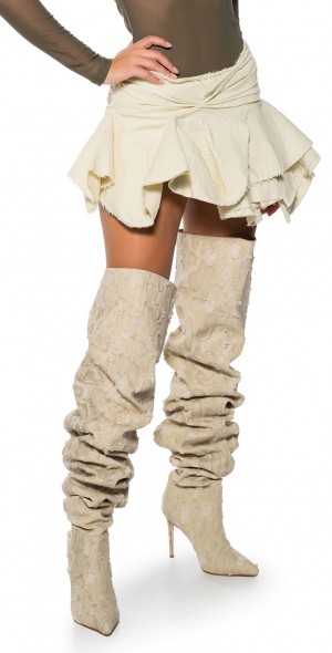 AKIRA - JANEY MICRO MINI RUFFLE SKIRT