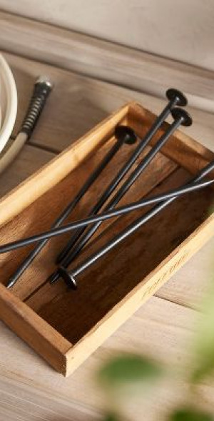 Anthropologie - Iron Hose Guides, Set of 5