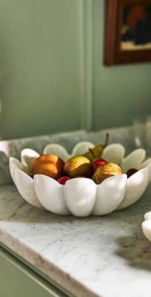 Anthropologie - Ruffle Marble Decorative Bowl