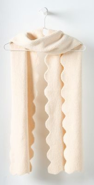 Maeve - Scallop-Edge Scarf