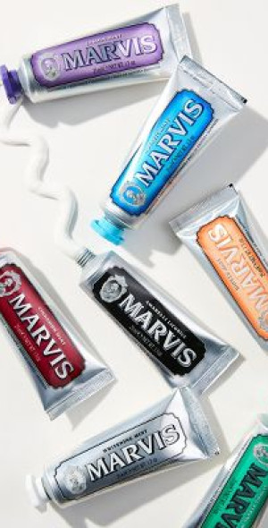 Marvis - 7 Days of Flavors Toothpaste Set