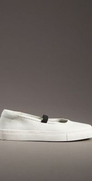 Seychelles - Moon Child Platform Flats