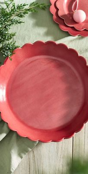 Terrain - Scalloped Rim Stoneware Round Serving Platter
