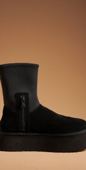 UGG - Classic Dipper Stretch Boots