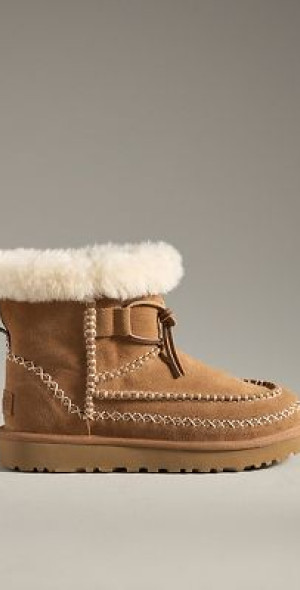 UGG - Classic Mini Alpine Boots