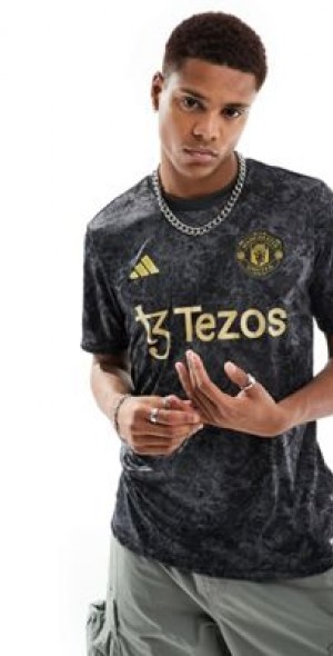 adidas Originals - Manchester United Stone Roses Pre-match Jersey in black