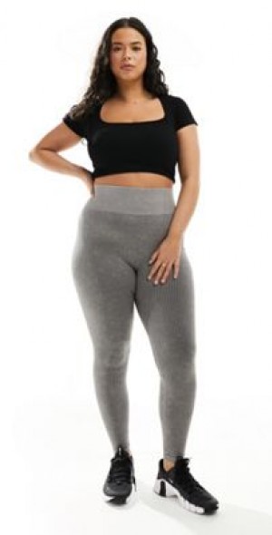 ASOS - 4505 Curve Icon seamless ribbed gym legging in washed gray
