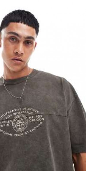 ASOS DESIGN - boxy oversized t-shirt in heavyweight 220gsm washed brown with seam detail and ...