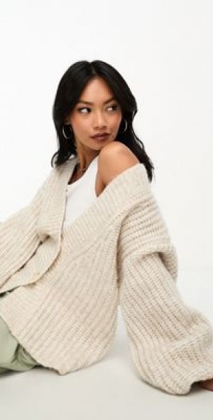 ASOS DESIGN - chunky stitch cardigan in cream-White