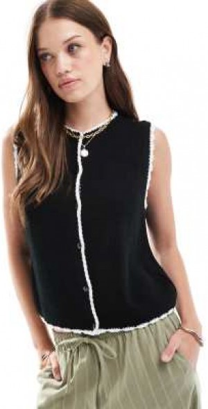 ASOS DESIGN - crew neck vest with blanket stitch in black