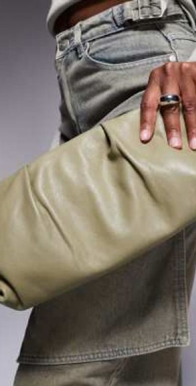 ASOS DESIGN - leather pleat detail zip top clutch in green