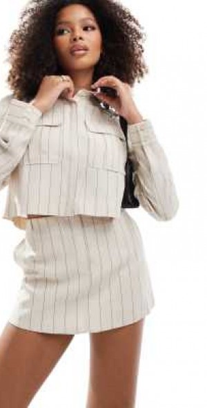 ASOS DESIGN - pinstripe linen look skort in cream - part of a set-White