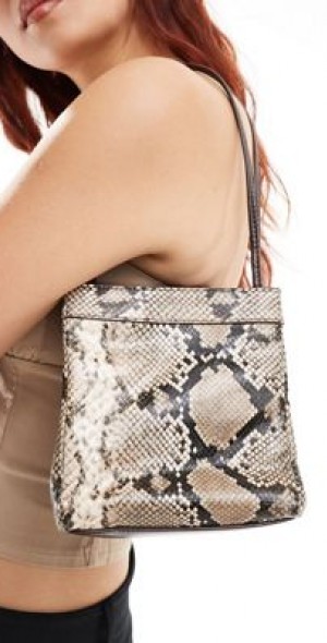 ASOS DESIGN - square base shoulder bag in gray snake