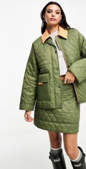 Barbour - x ASOS exclusive quilted jacket in olive-Green
