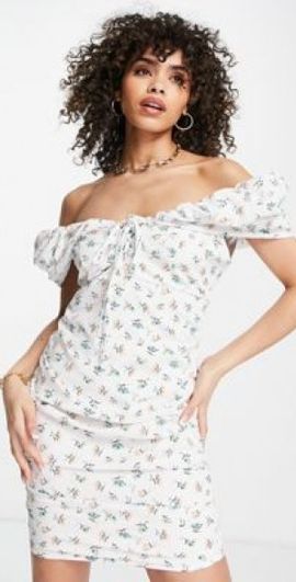 Missguided - midi tea dress with short sleeve in black floral