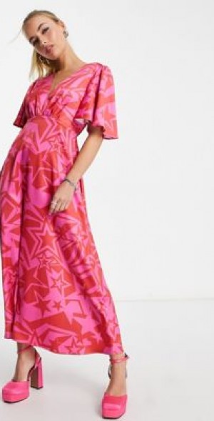 Twisted Wunder - flutter sleeve maxi dress in pink and red star print