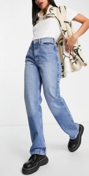 Weekday - Rowe Extra high waist straight leg jeans in honest blue - MBLUE