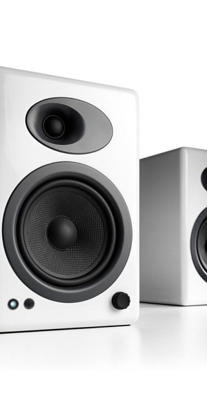 Audioengine - A5+ Classic Powered Bookshelf Speakers