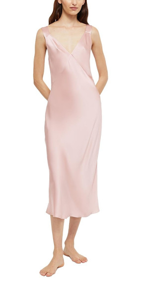 Ginia - Day To Night Slip