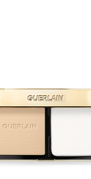 Guerlain - Parure Gold Skin Control High Perfection Matte Powder Foundation