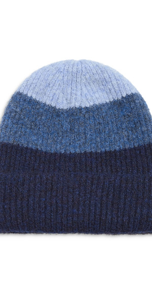 Jocelyn - Star Charm Color Block Beanie