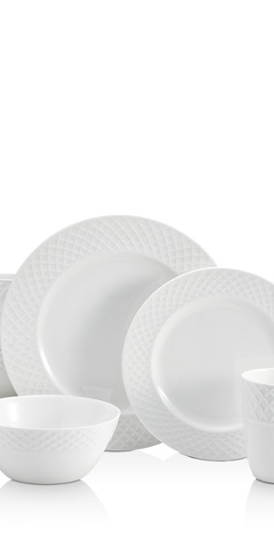 Mikasa - Trellis White 16-Piece Dinnerware Set
