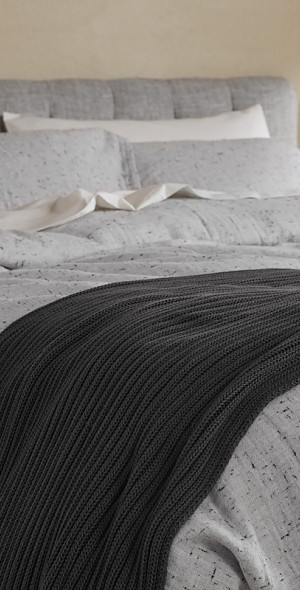 Parachute - Oversized Rib Knit Throw