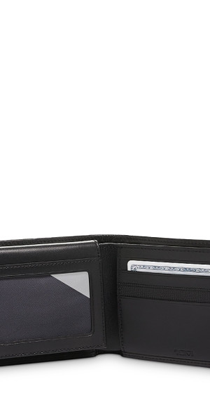 Tumi - Global Removable Passcase