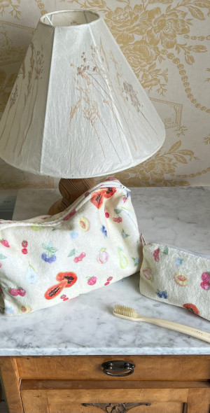 Djerf Avenue - Terry Beauty Bag Fruit