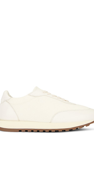 The Row - Owen Runner