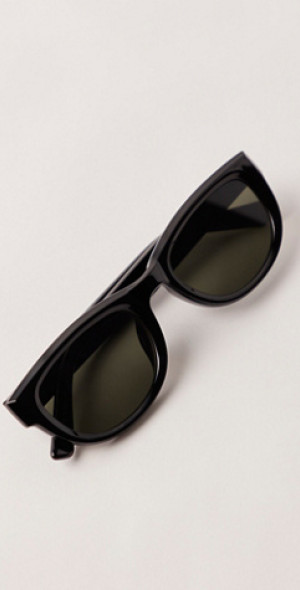 Free People - Beach Baby Wayfarer Sunglasses