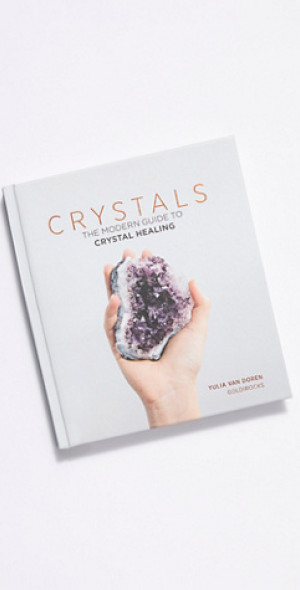 Free People - Crystals- The Modern Guide To Crystal Healing