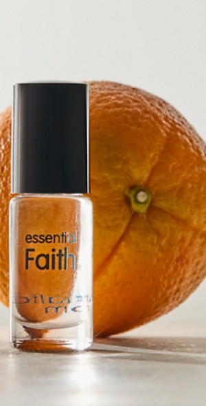 Free People - Essential Faith Oil