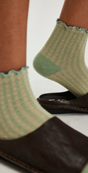 Free People - Posh Picnic Ruffle Socks