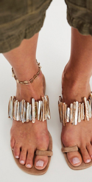 Jeffrey Campbell - Perla Shell Sandals