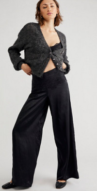 Nigel Preston Knight - Women's Clothing At The Cool Hour