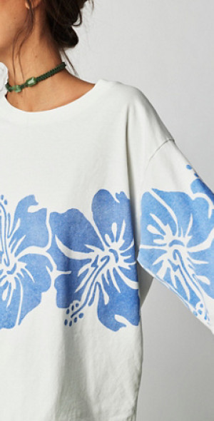 The Bureau - Hibiscus Tee