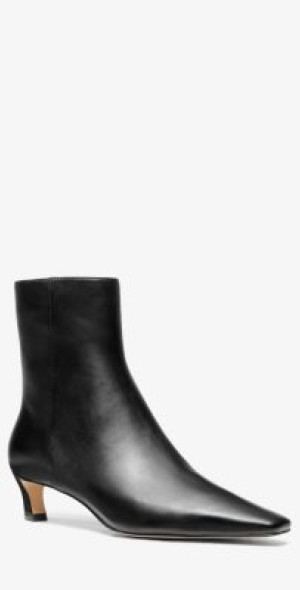 Michael Kors - Cosmo Leather Boot