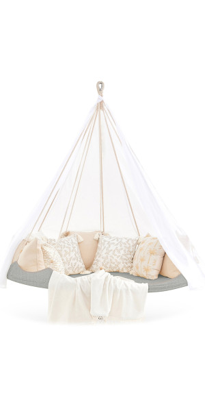 TiiPii Bed - - Large Deluxe Floating Daybed - Light Grey - Moda Operandi