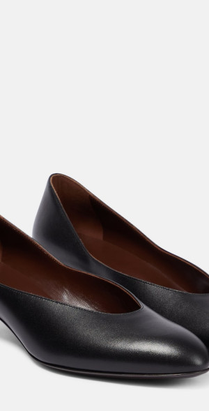 The Row - Almond leather pumps