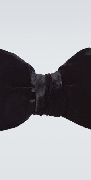 Tom Ford Velvet Bow Tie