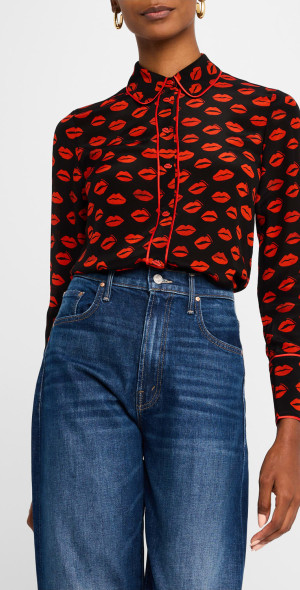 Alice + Olivia - Kiss Kiss Willa Wide Cuff Placket Top with Piping