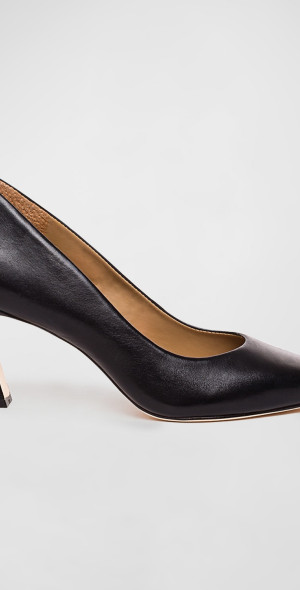 Bernardo - Faryn Leather Pumps