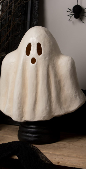 Bethany Lowe - Ghost Boo Lantern Figure