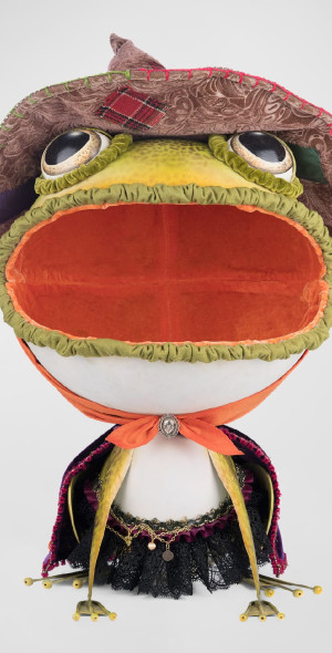 Katherine's Collection - Franklin the Frog Candy Container