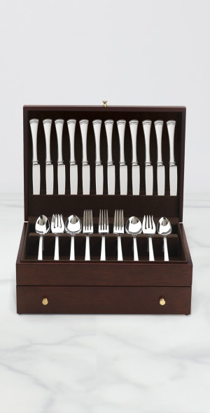Lenox - Mahogany Flatware Chest
