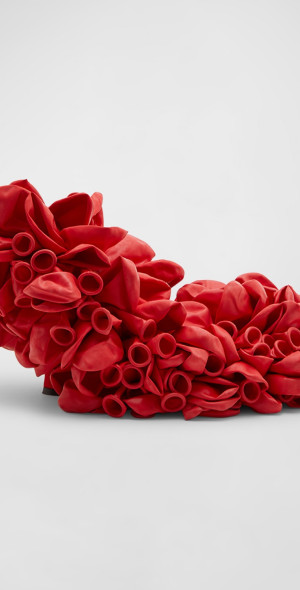 Loewe - Comic Balloon Pumps